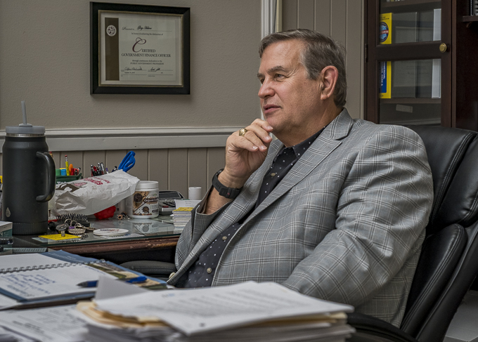 ‘It’s been very rewarding’: Gilmer city manager to retire after nine ...