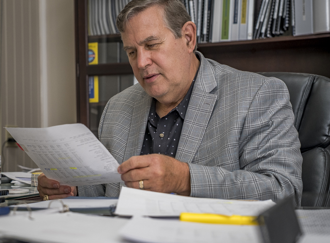 ‘It’s been very rewarding’: Gilmer city manager to retire after nine ...