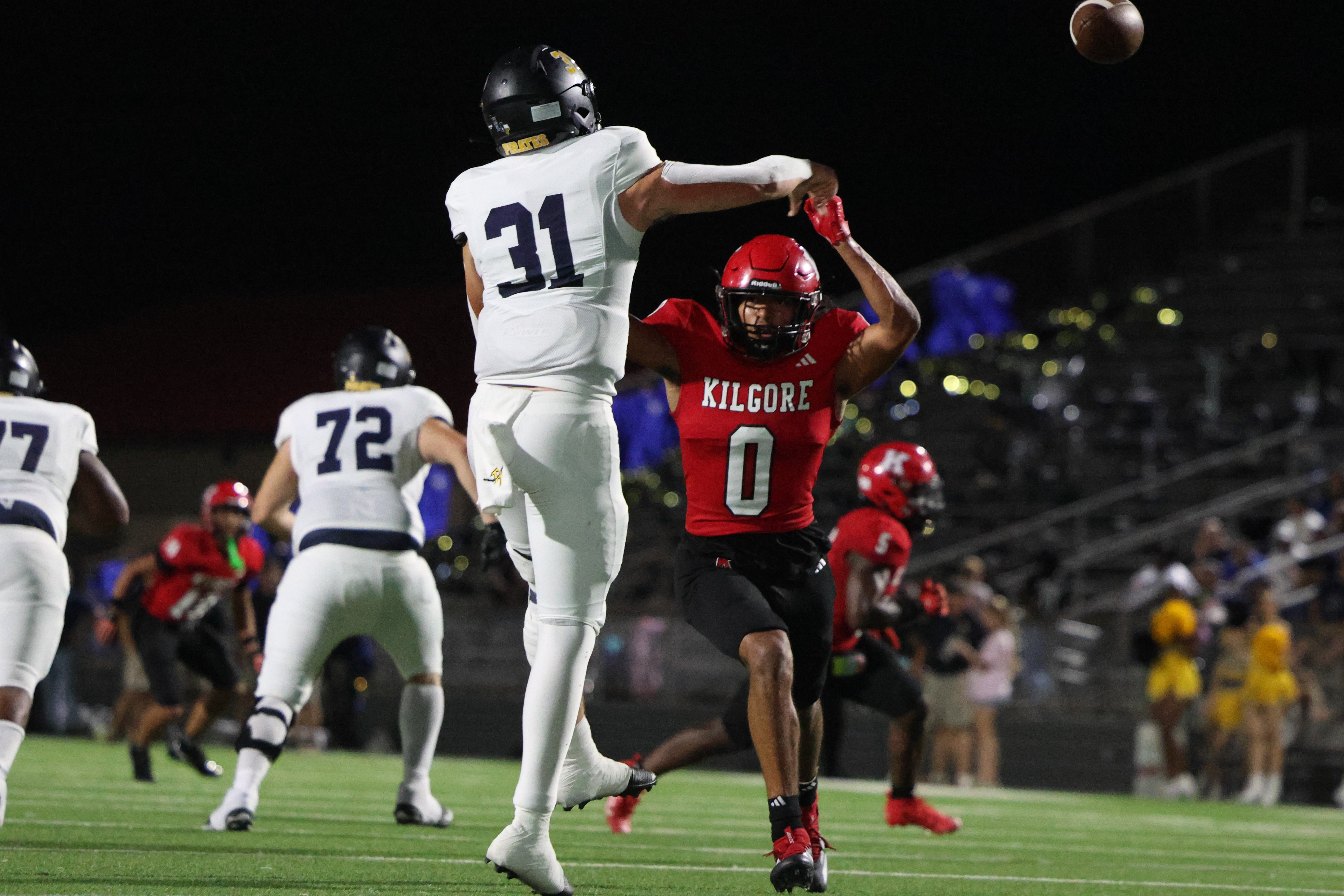 Kilgore romps past Pine tree, 35-7 | Longview News-Journal