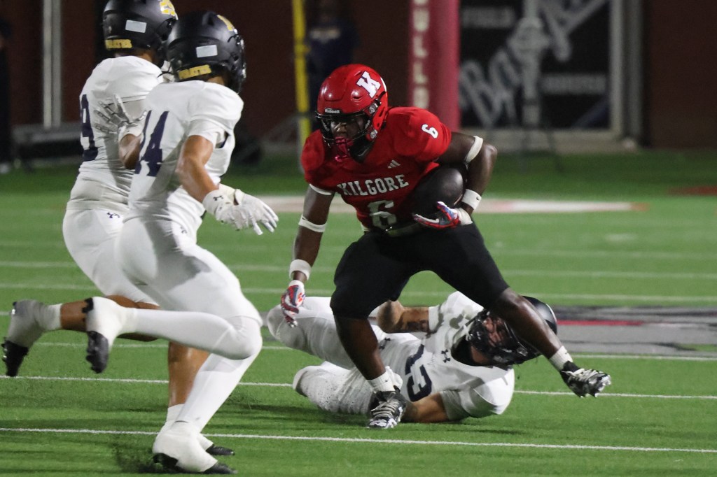 Kilgore romps past Pine tree, 35-7 | Longview News-Journal