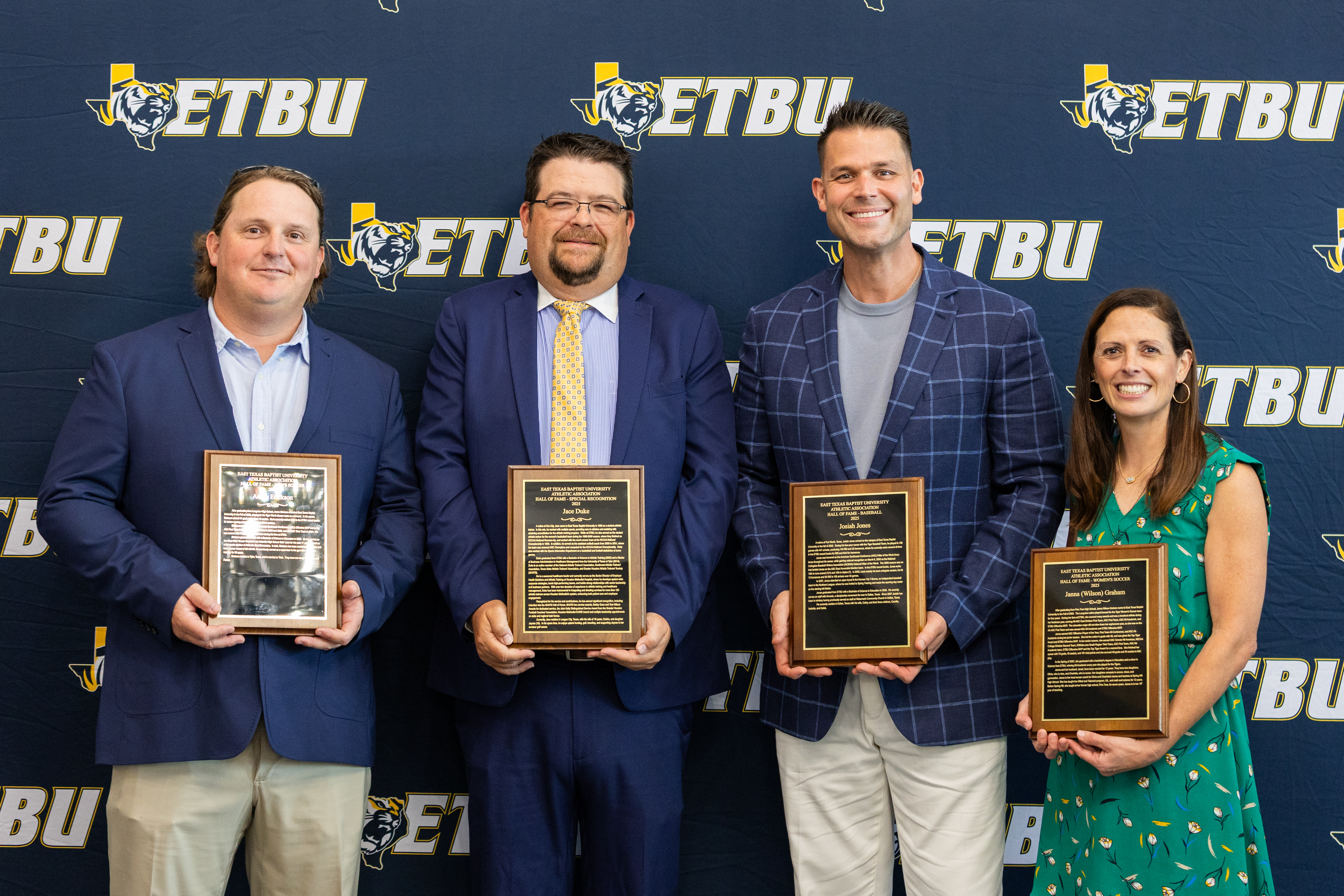 2 former Pine Tree athletes inducted into ETBU HOF | Longview News-Journal