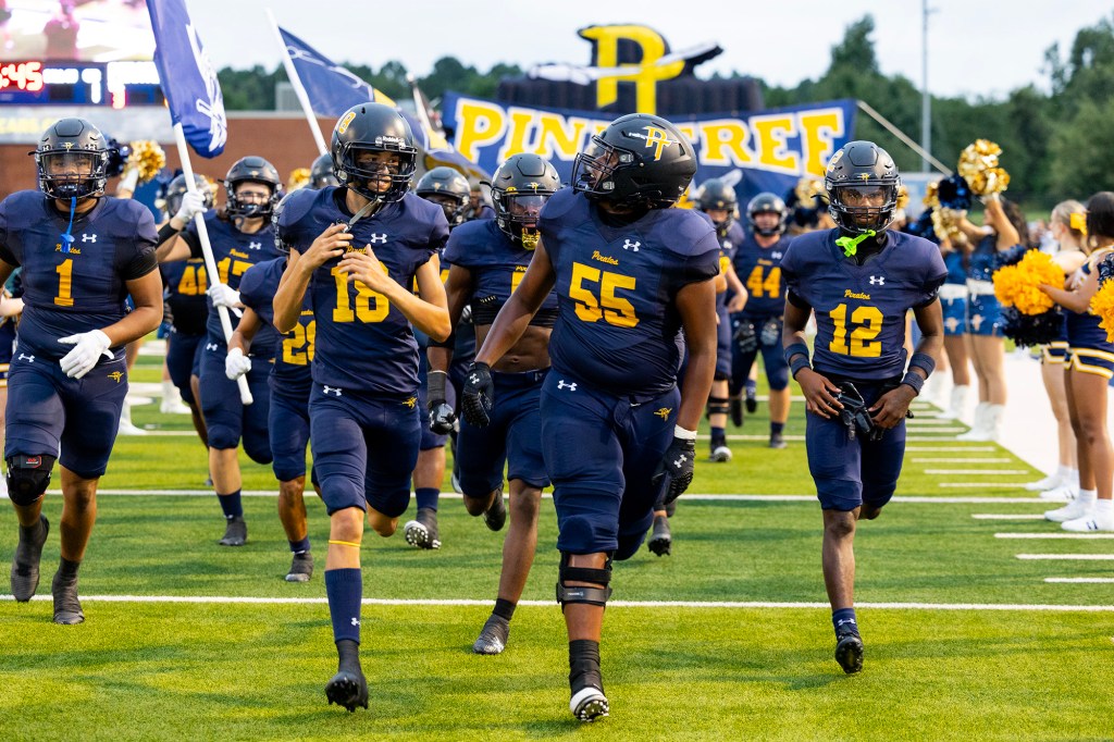 BACK IN ACTION: Lobos visit Rockwall; Pirates host Mabank | Longview ...