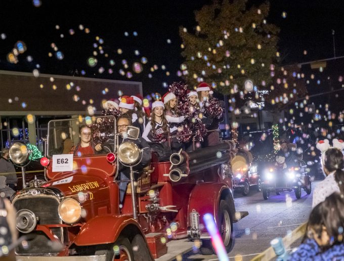 Longview Christmas parade moved to Tuesday because of weather forecast ...