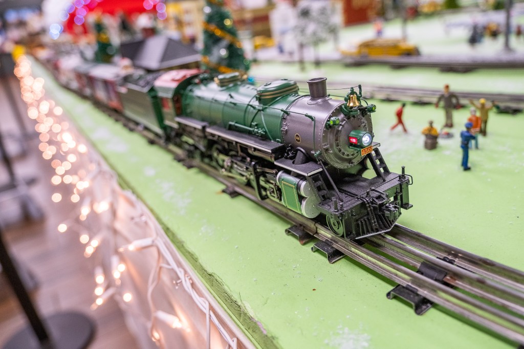 Christmas model train display returns to Longview’s Gregg County ...